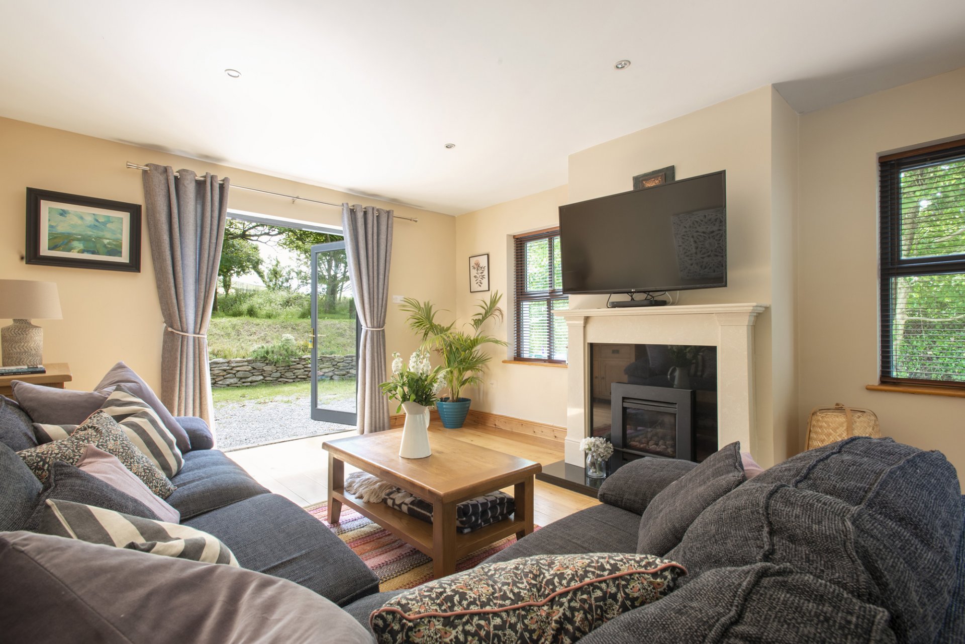 Oak tree house | 5-Star Self-Catering Dingle - Fivestar.ie