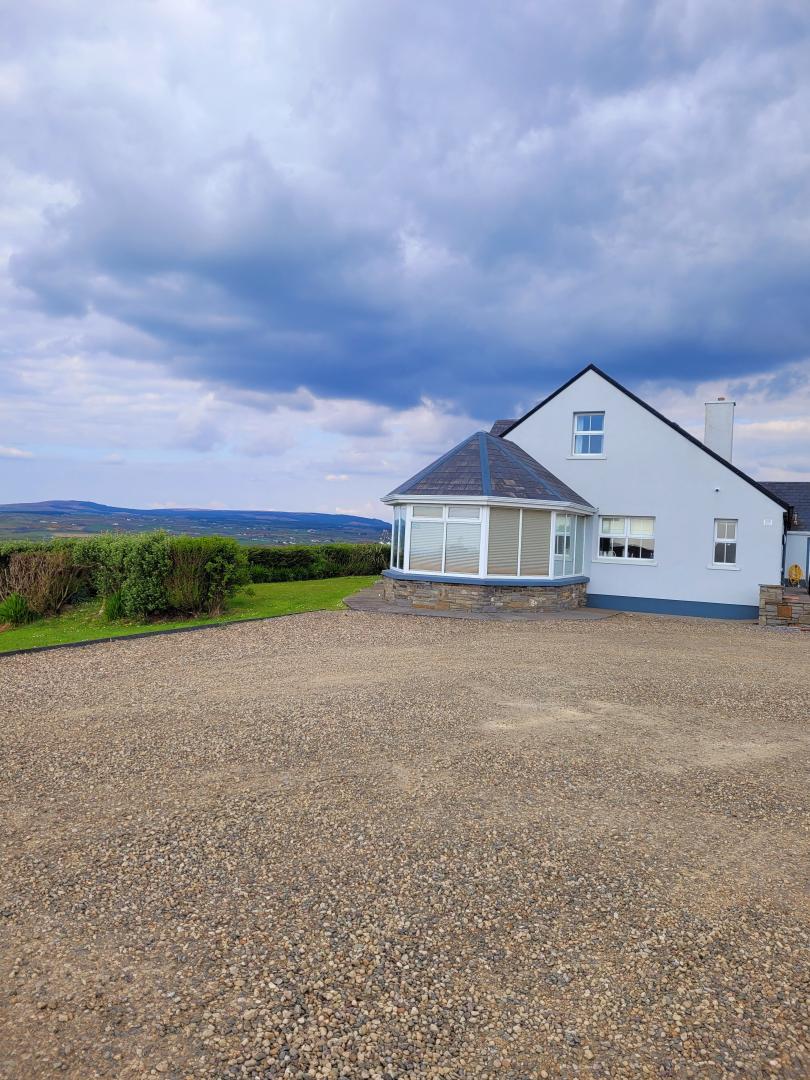 Wild Mountain Lodge | 5-Star Self-Catering Doolin - Fivestar.ie
