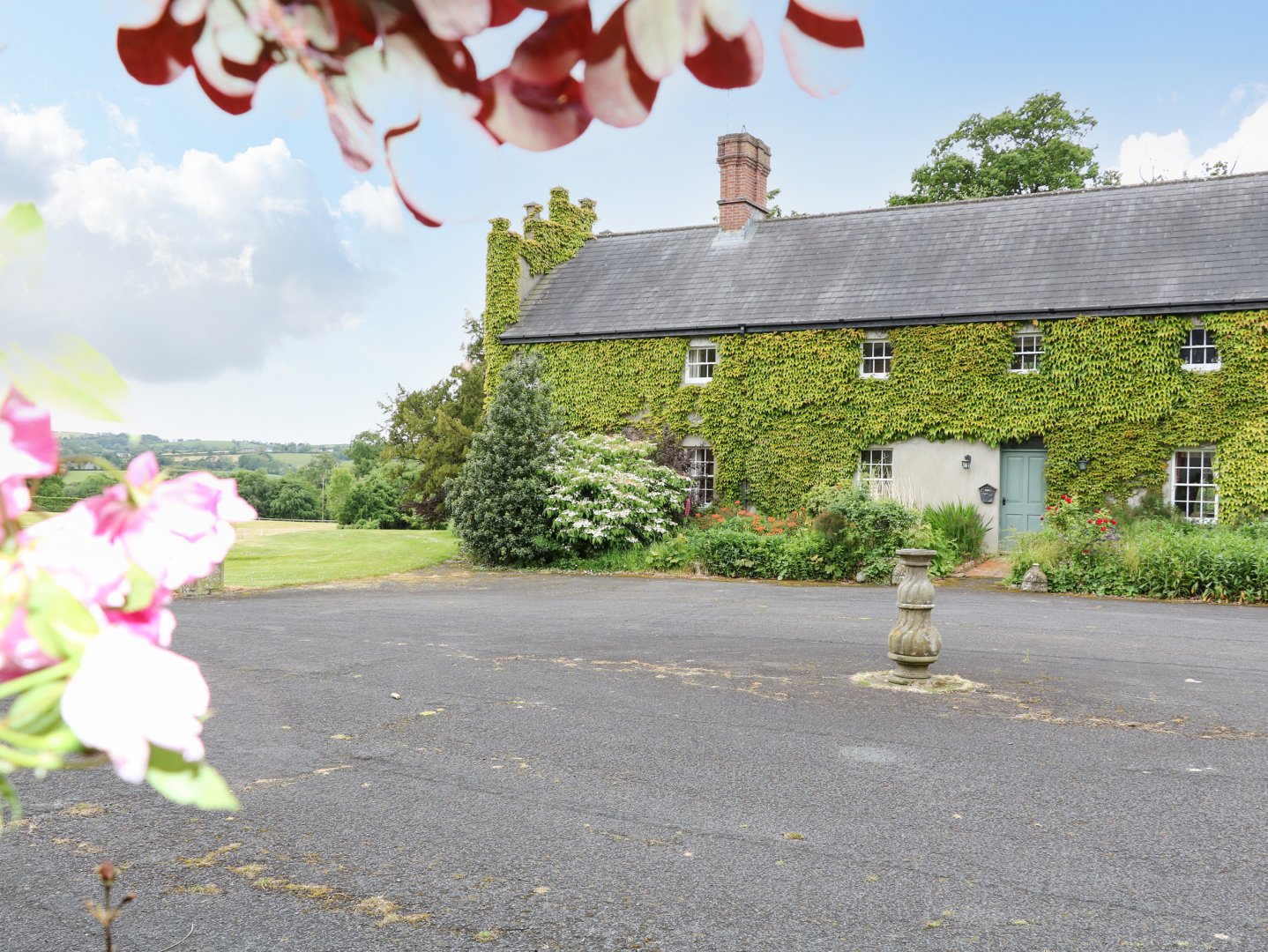 Scarvagh House | 5-Star Self-Catering Loughbrickland - Fivestar.ie