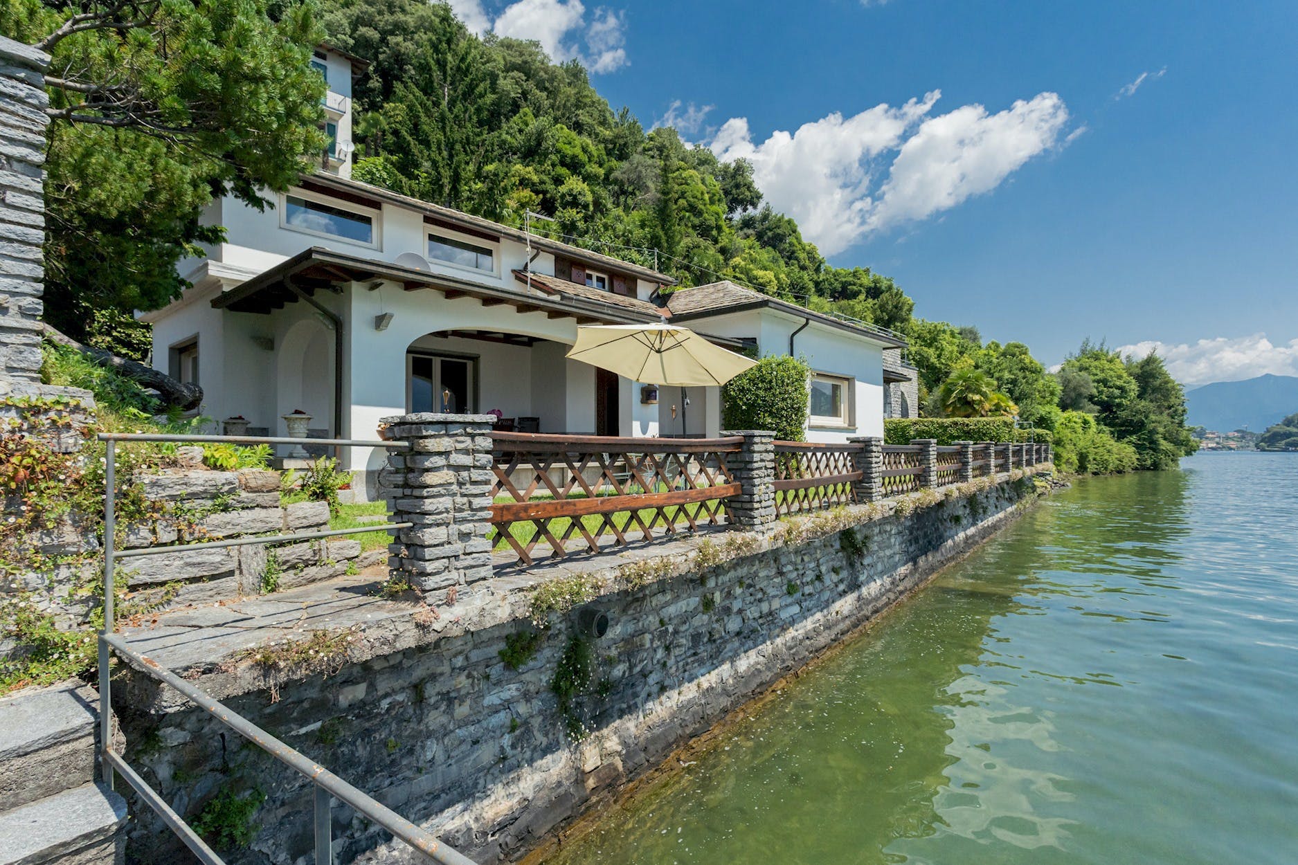 Lulled by the Lake | Luxury Villa in Sala Comacina, Italy - Fivestar.ie