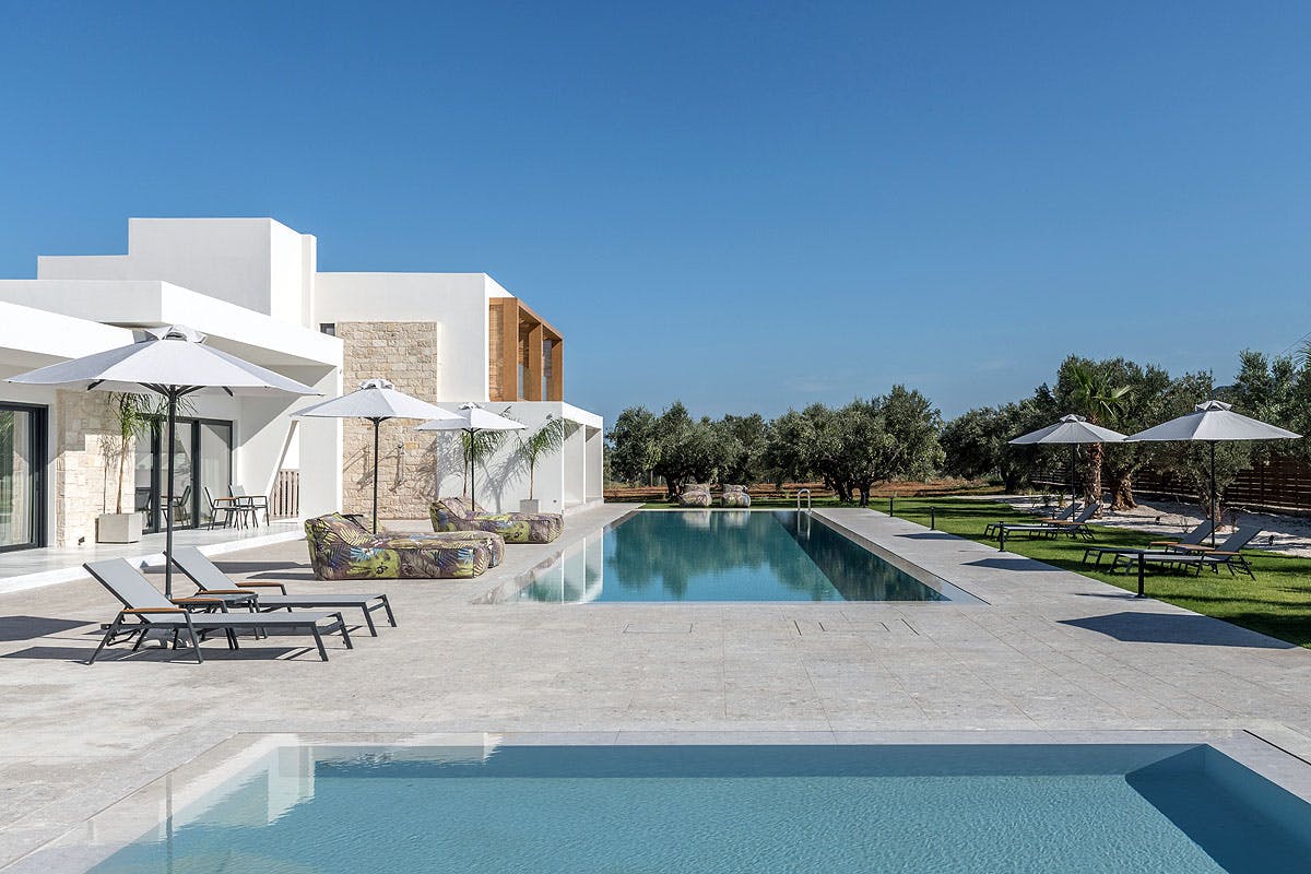 Angel's Wing | Luxury Villa in Iraklio, Greece - Fivestar.ie