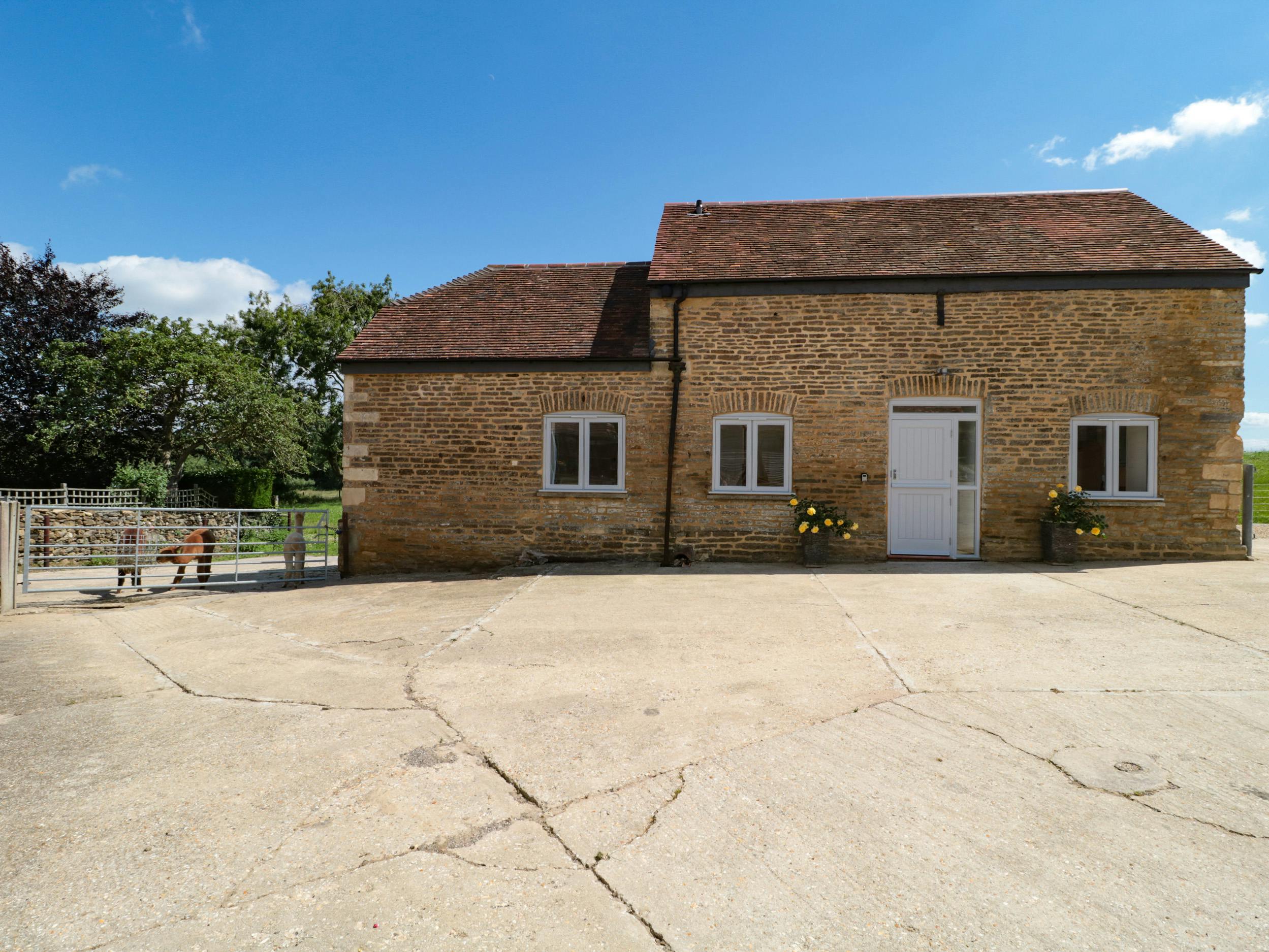 Fields of Wonder | 5-Star Self-Catering Dorset - Fivestar.ie