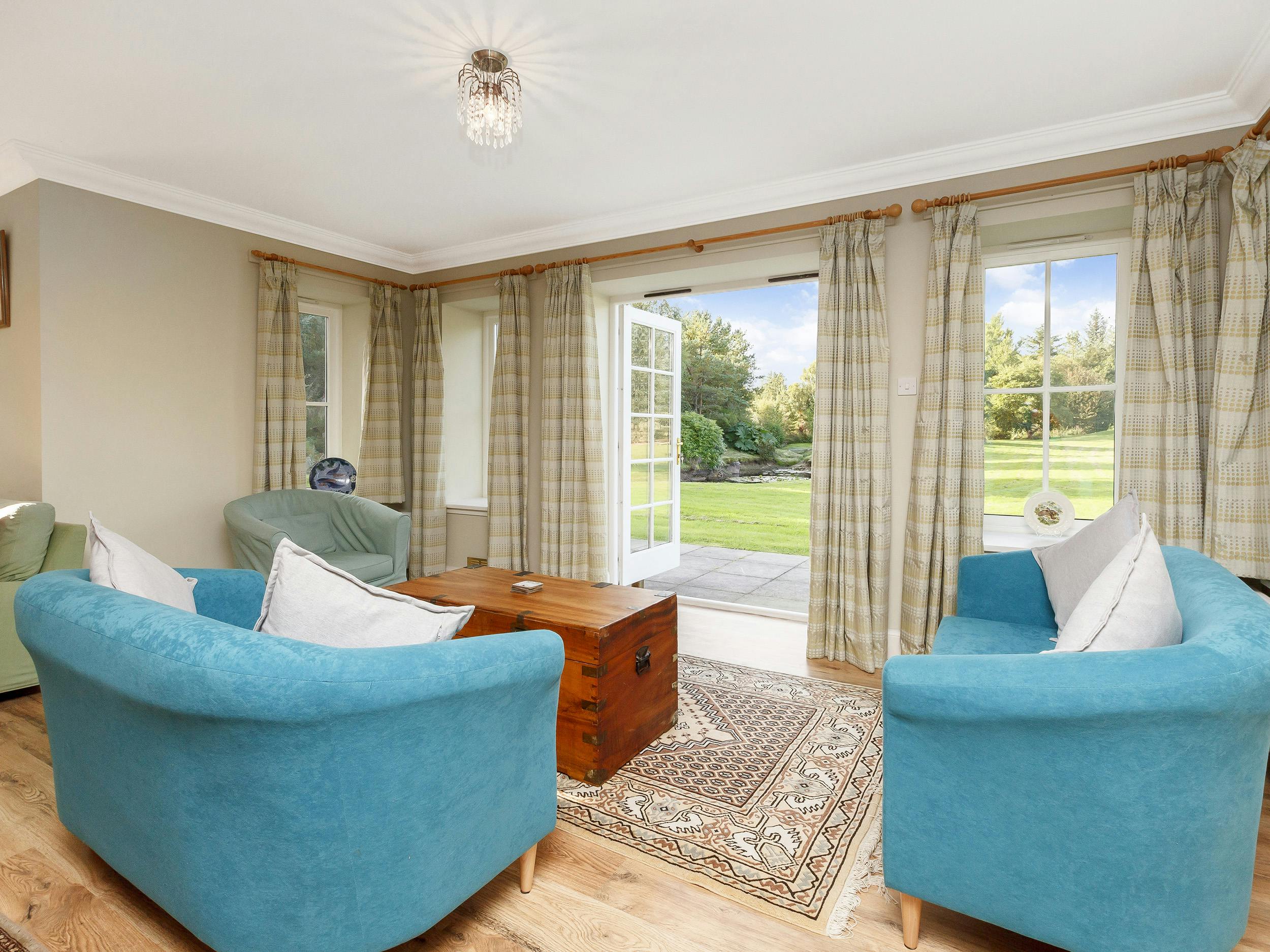 Red Squirrel Hideaway | 5-Star Self-Catering Creich - Fivestar.ie