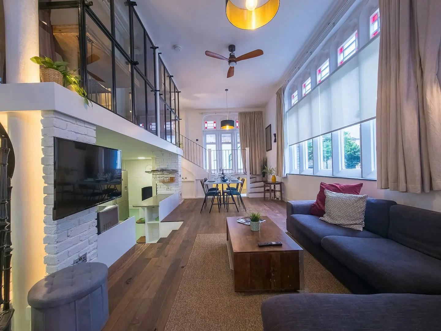 Converted Chancel | 5-Star Self-Catering London - Fivestar.ie