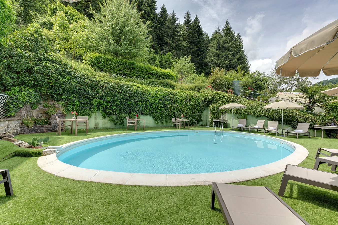 Vine & Sunlight | Luxury Villa in Palazzuolo Sul Senio, Italy - Fivestar.ie