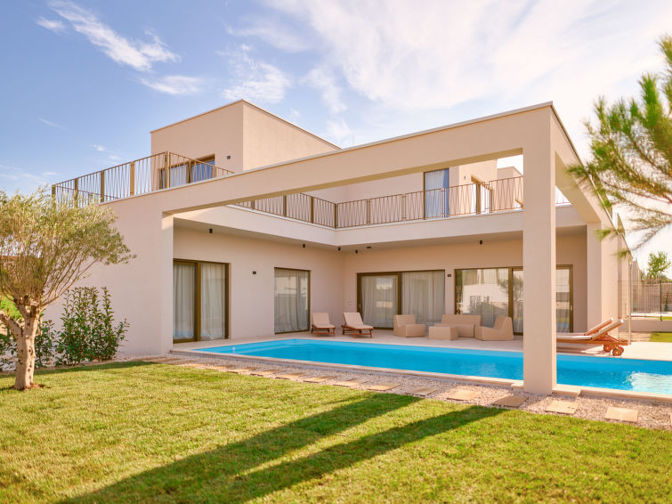 Taria Holiday Home 2 | Luxury Villa in Poreč/Tar, Croatia - Fivestar.ie