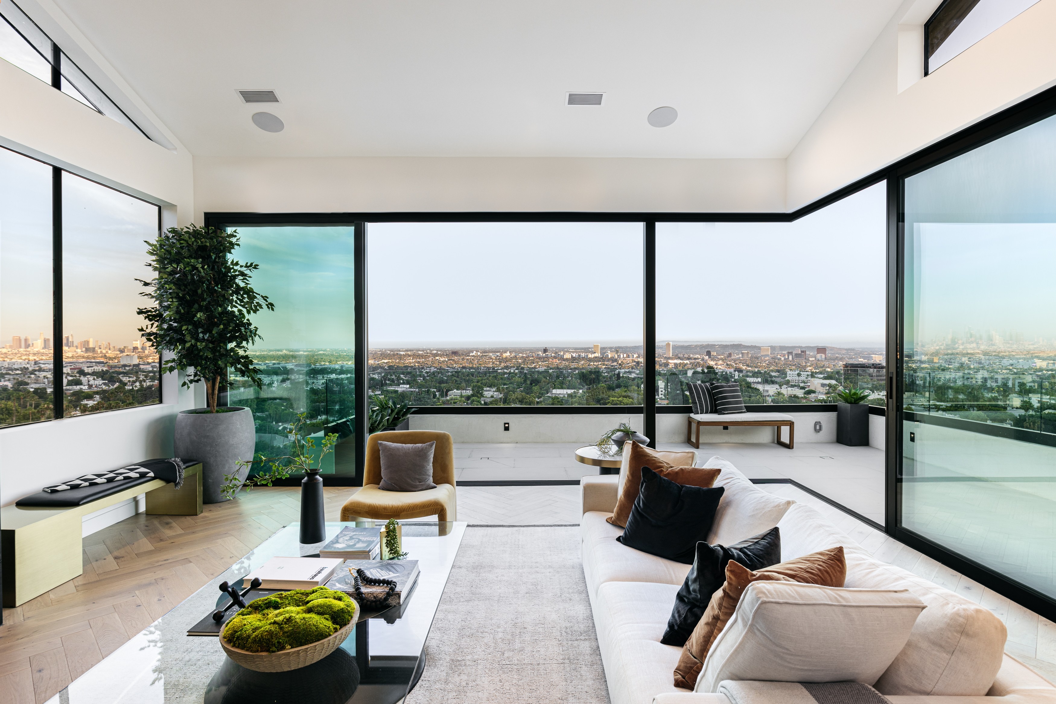 Sunset & Sauna | Luxury Vacation Rental in Los Angeles, USA - Fivestar.ie