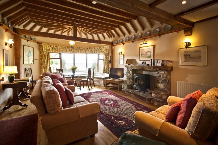 Thatcher's Rest Cottage | 5-Star Self-Catering Bettystown - Fivestar.ie