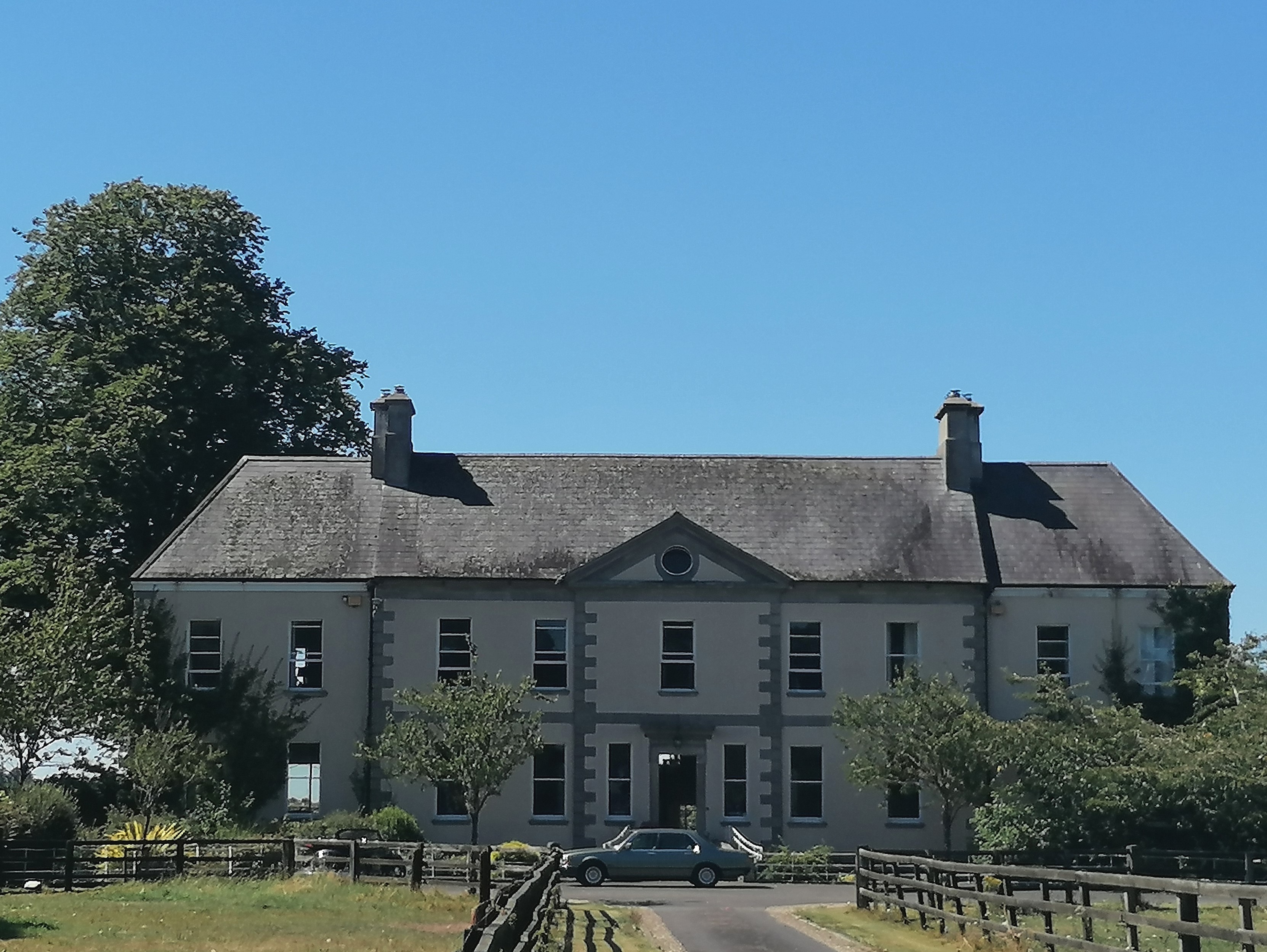 Sandbrook House & Gardens | 5-Star Self-Catering Ballon - Fivestar.ie