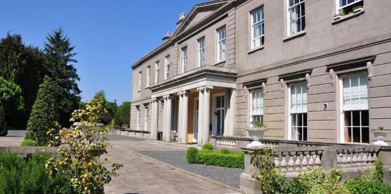 Old Connaught House | 5-Star Self-Catering Rathmichael - Fivestar.ie