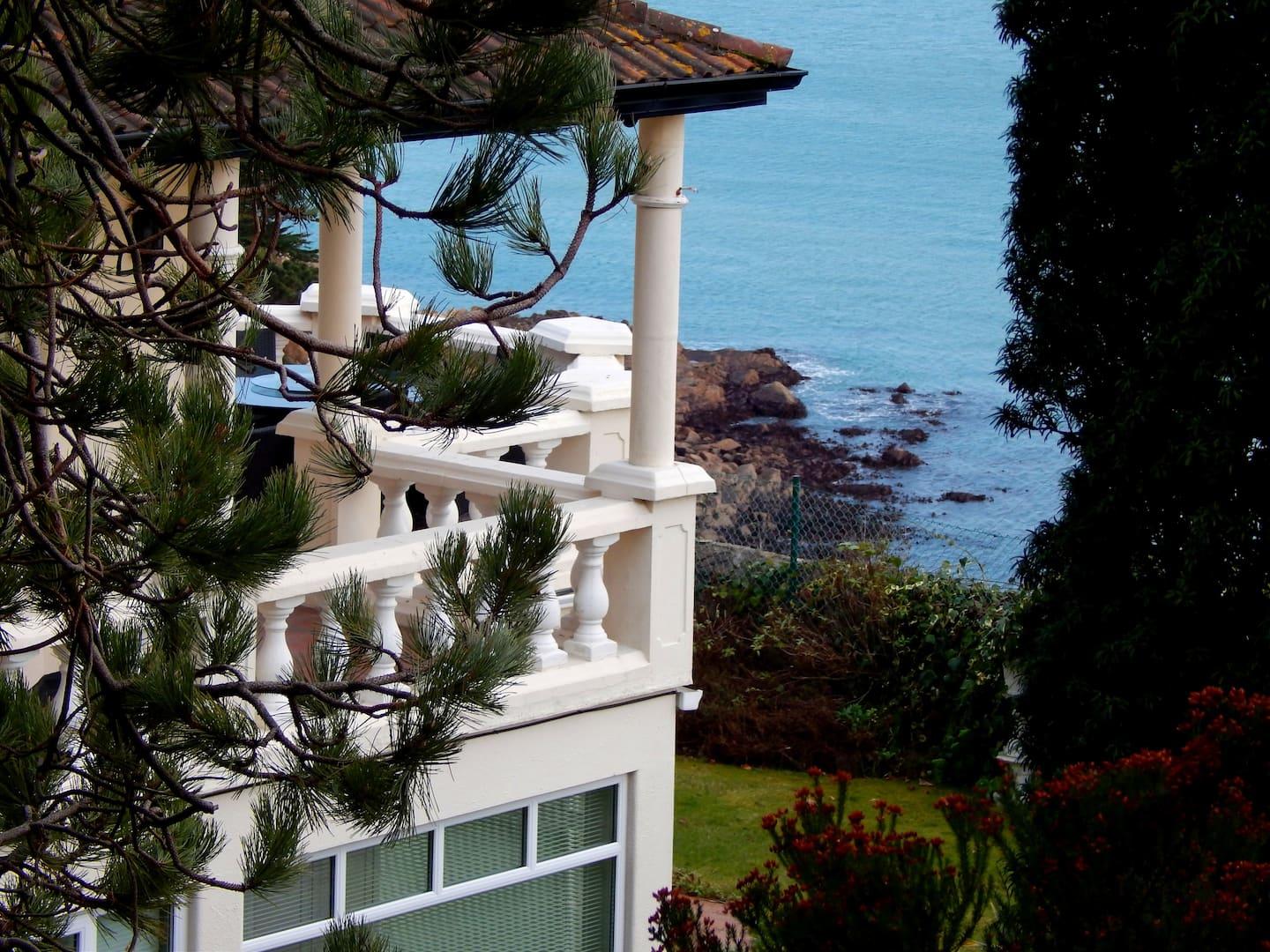 Luxury Ocean View Dublin | 5-Star Self-Catering Dublin City - Fivestar.ie