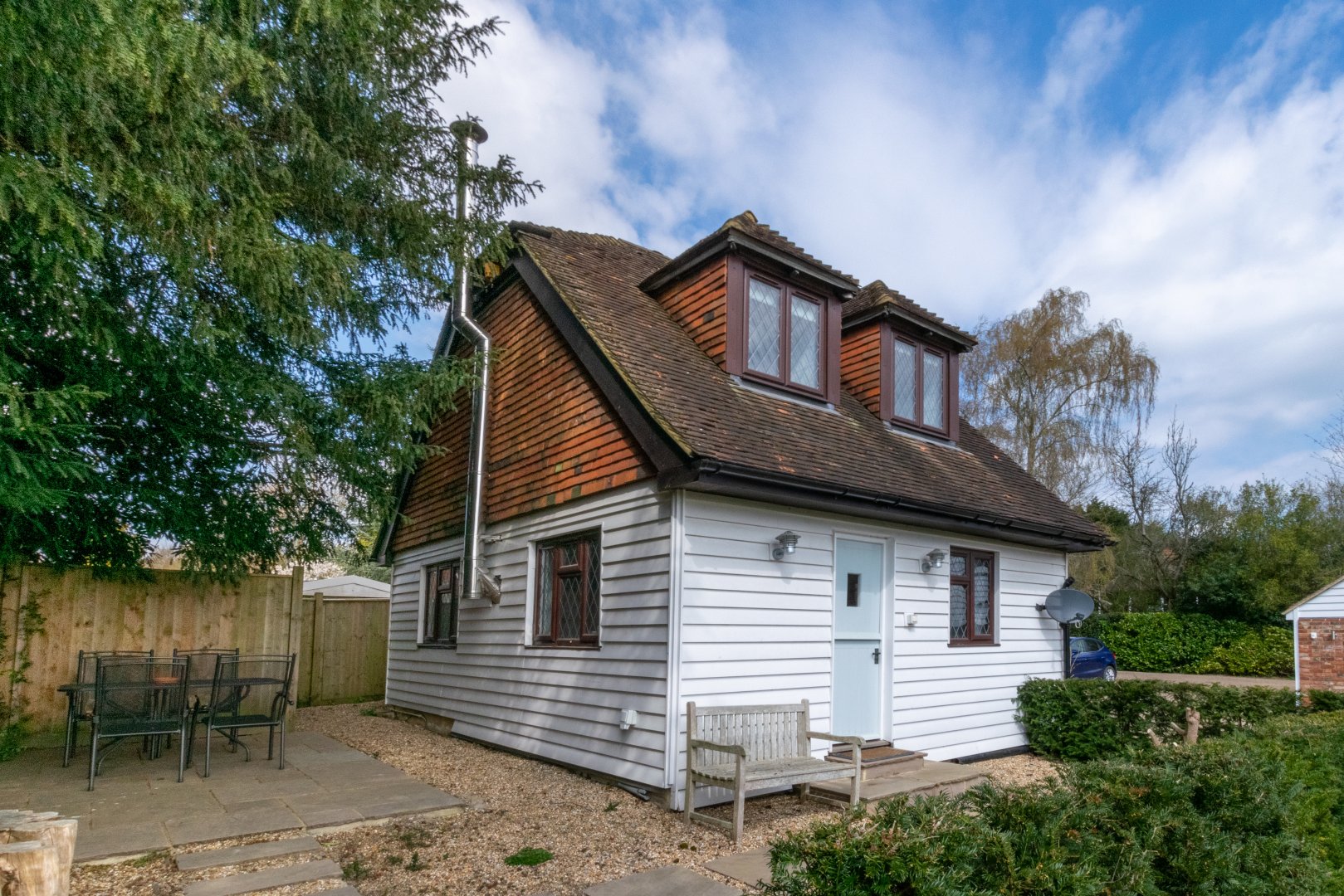 Little Nut Cottage | 5-Star Self-Catering CRANBROOK - Fivestar.ie