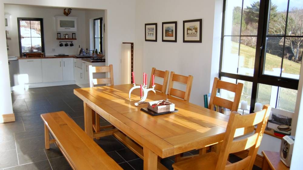 Luxury Houses for Sale Dunlewey, Co. Donegal | Dunlewey Lake Cottage ...