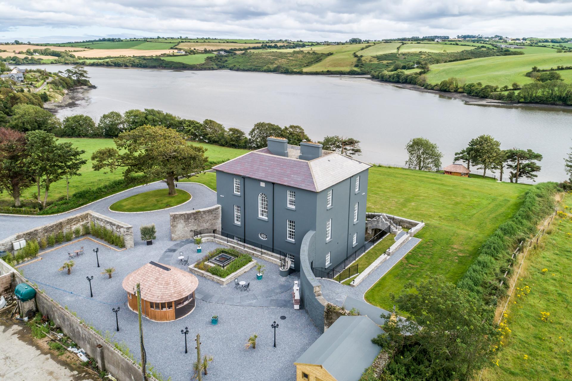 Ballywilliam House, Kinsale, sleeps 32 guests | 5-Star Self-Catering ...