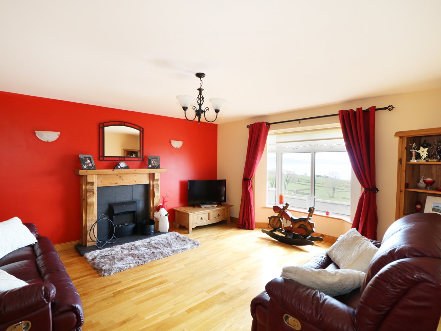 Tullyally | 5-Star Self-Catering Redcastle - Fivestar.ie