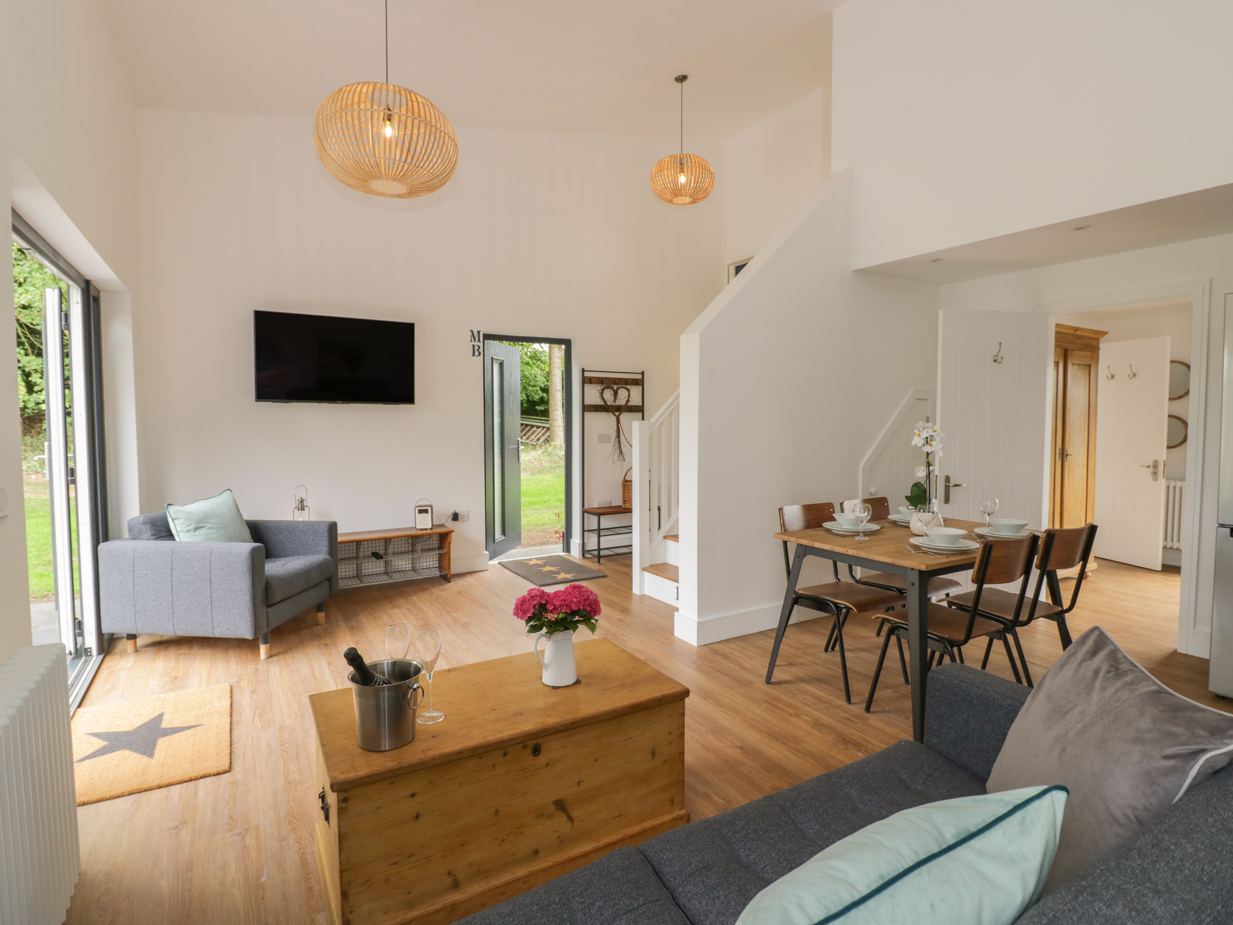 Monarch's Barn | 5-Star Self-Catering Droitwich Spa - Fivestar.ie