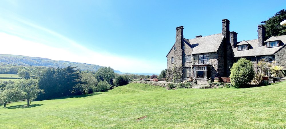 Bossington Hall Luxury B and B | 5-Star Bed & Breakfast Bossington ...