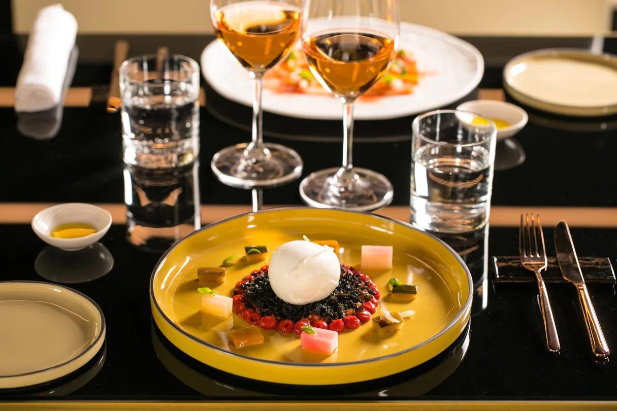 The Pantheon Iconic Rome Hotel, Autograph Collec | Five Star Reviews ...